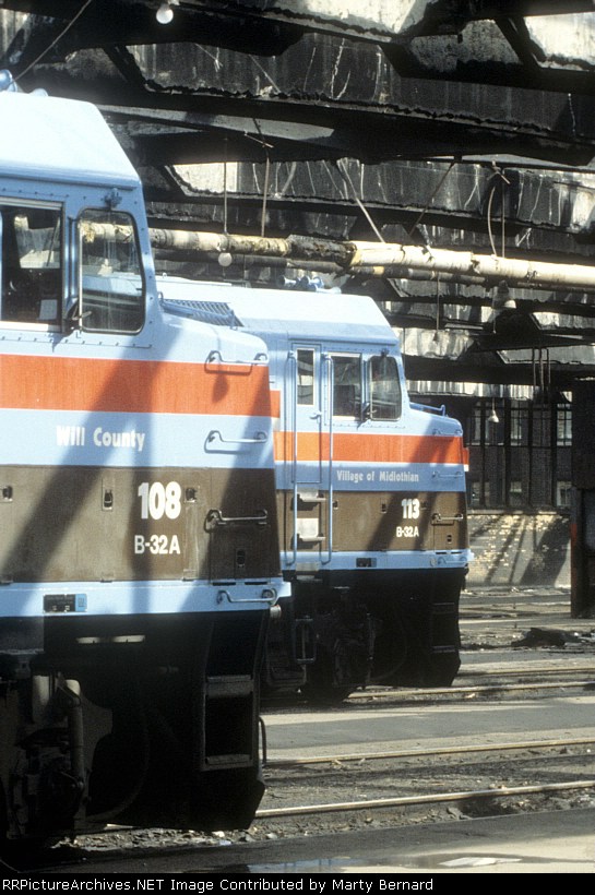 RTA 108 and 113 in LaSalle Street Station